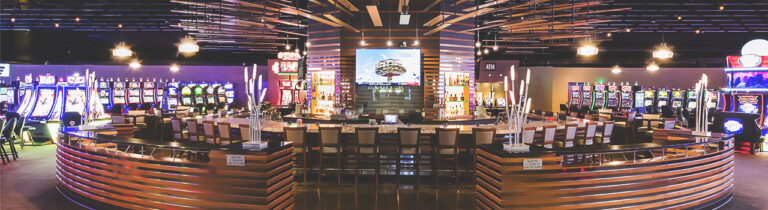 Center Bar at The Point | The Point Casino and Hotel